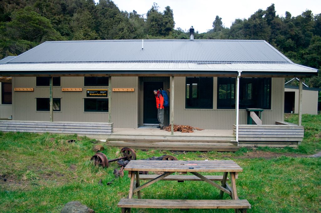 Waitawheta Hut via Waiorongomai Valley, Kaimai Mamaku Forest Park ...